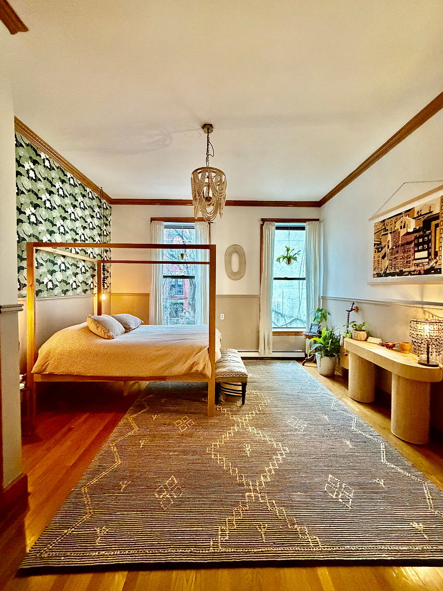 2700 sq feet, 2 Bedroom Brownstone with Private Backyard. Close to ...