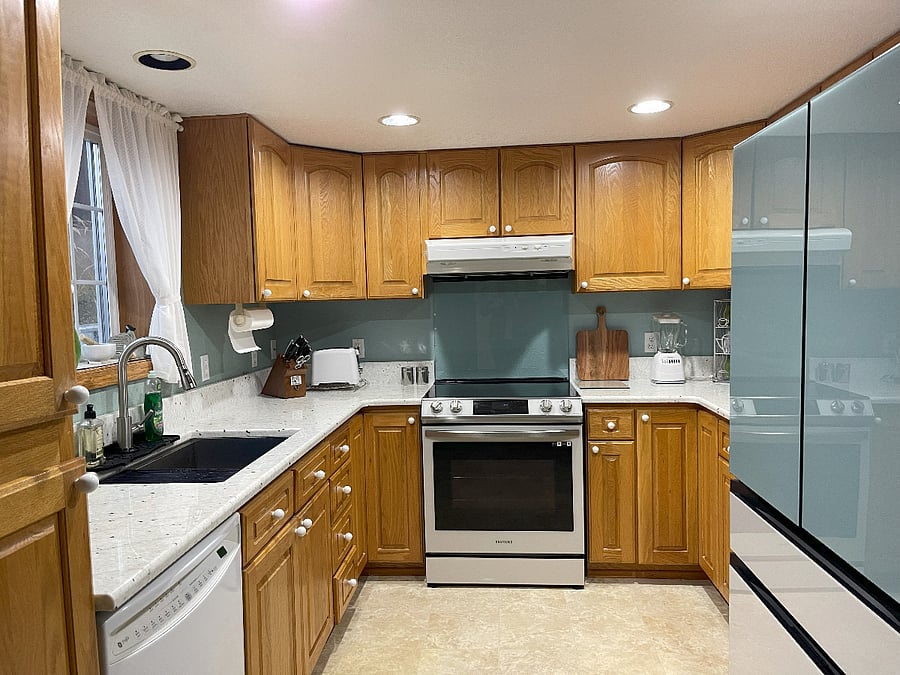 NW Corvallis Hilltop retreat-Avail. April'26 for 6-12 mo. lease.