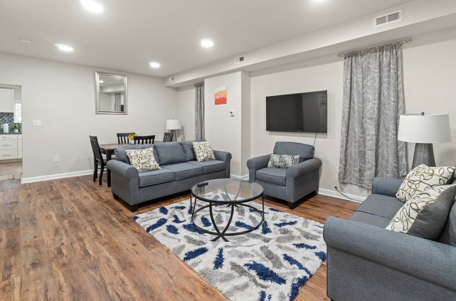 Fully Renovated Brick Row Home in Business District
