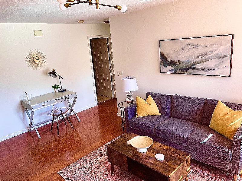 Stylish Safe Clean1 Bdr 2 Bath Condo 14 mins from UT and Downtown Knoxville