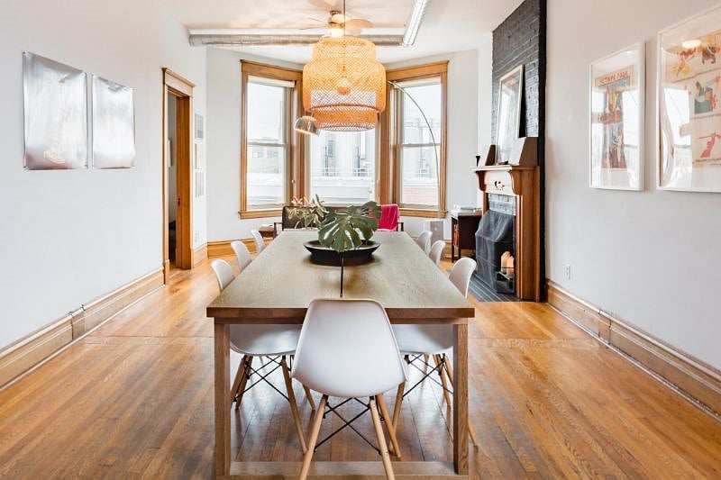 Vintage West Fulton Market Retreat