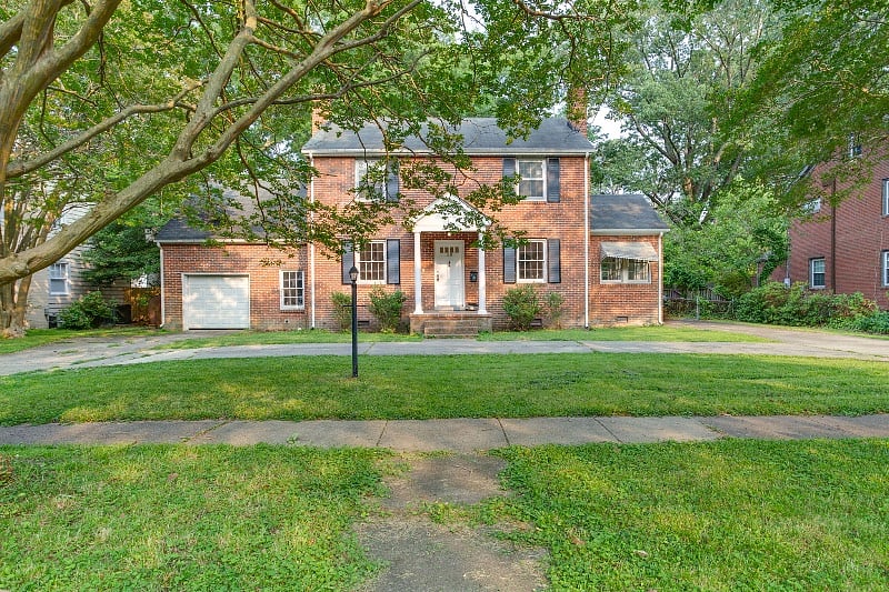 1940s Charming Colonial