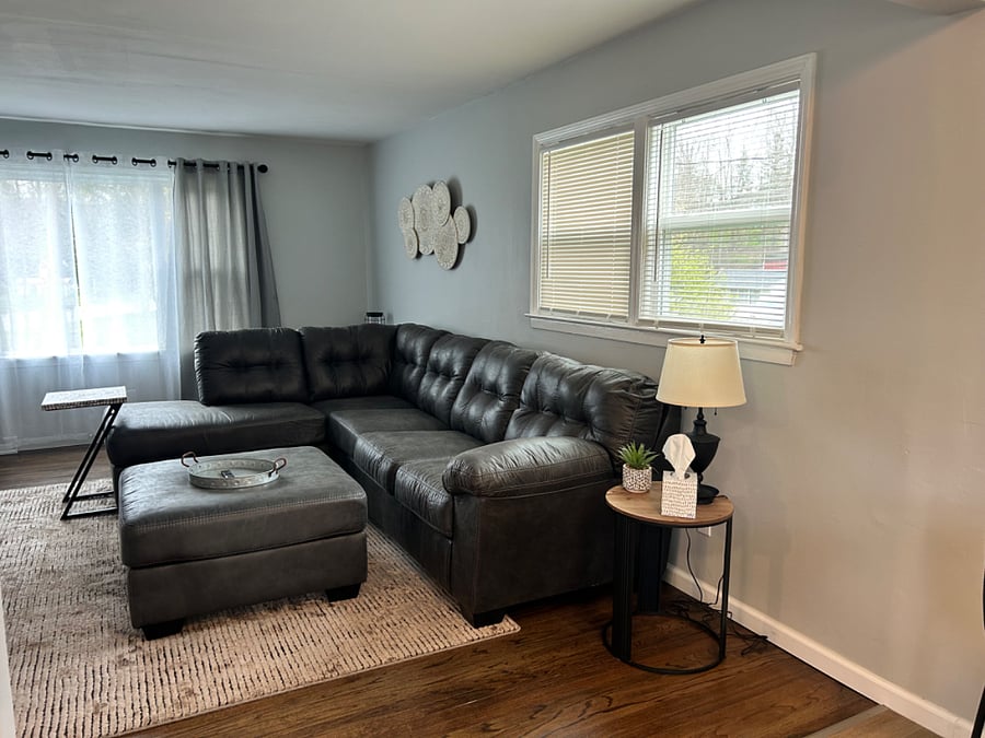 Home Away for Traveling Professionals