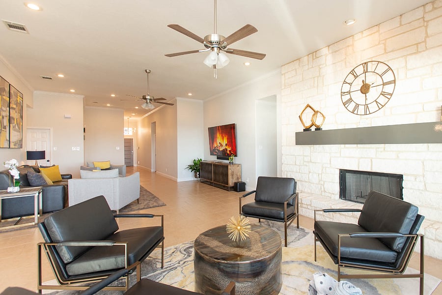 Casa KK Modern Luxury 2610 SF 4BR 3BA Open Water Views with Dock