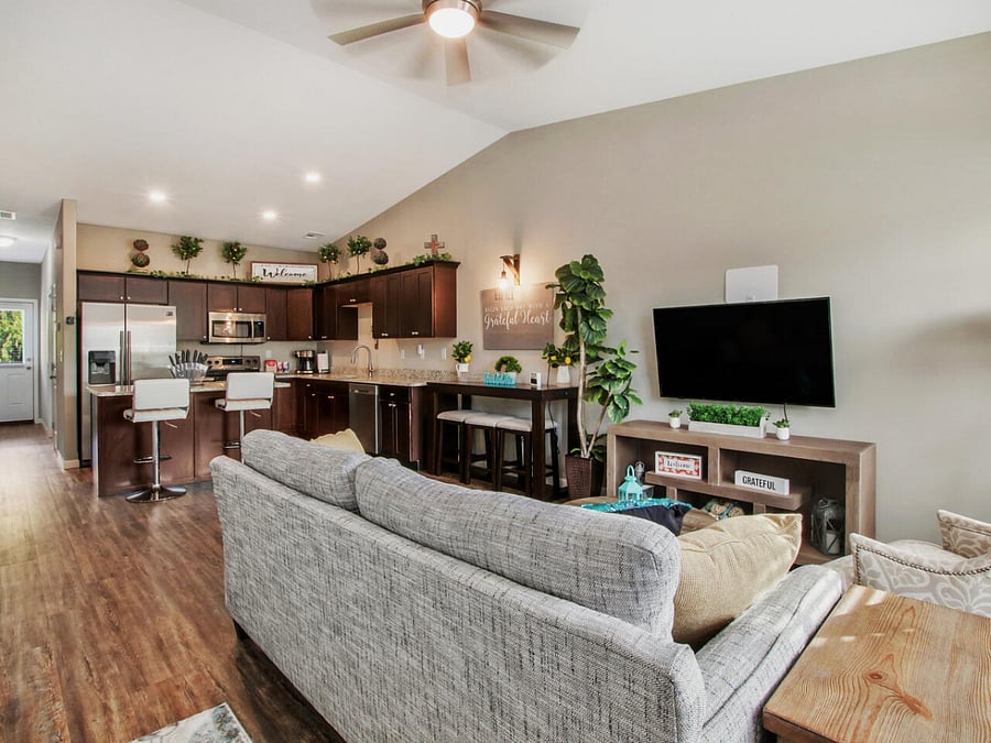 Centrally Located Townhome Near Hospitals Get Most Places in About 10 ...