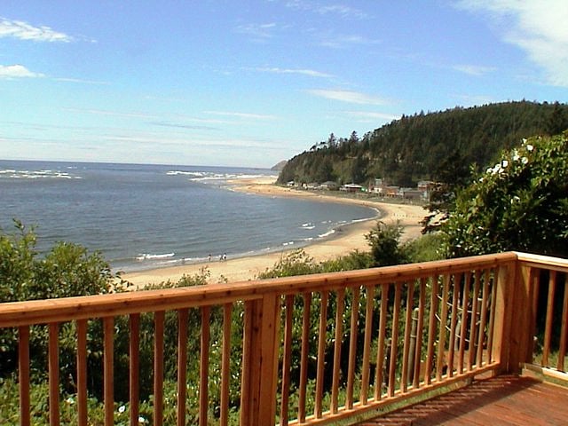 Edens Garden Cottage at Netarts Bay - Your Oceanfront Paradise Awaits
