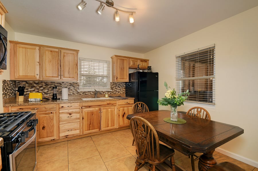 UNM Area Amazing One Bedroom Private Unit B