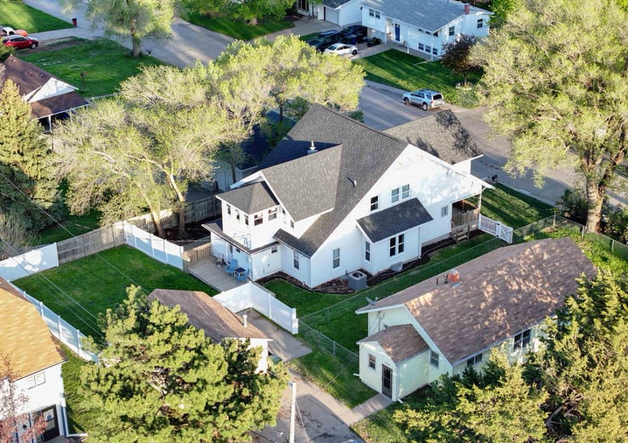 Large 10 Room Home