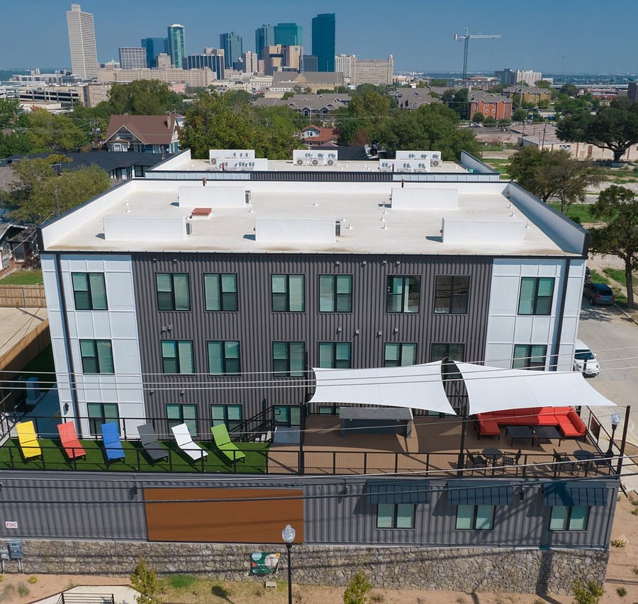 Private, safe condo, 15 min to Schools and Hospitals