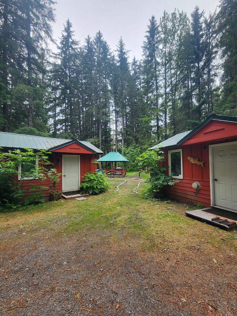 Bear Necessities Cottages