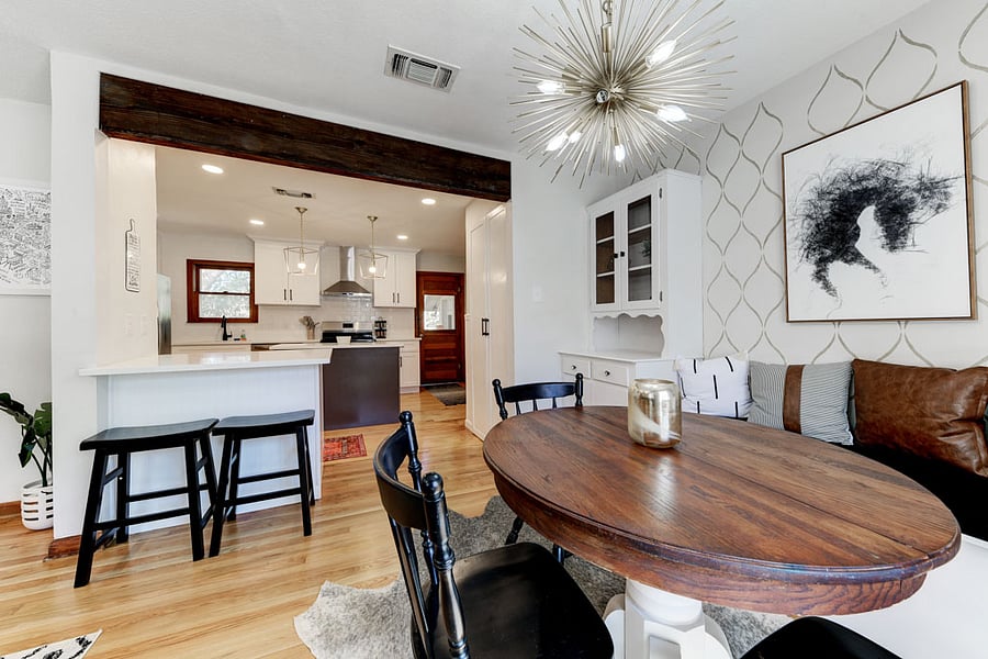 Downtown NB walk to everything - cute rehabbed 3/2