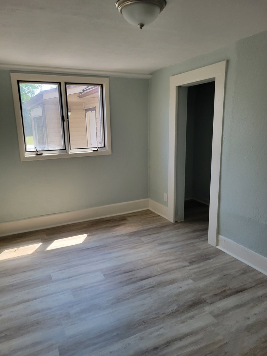 Cozy private one bedroom close to hospitals.