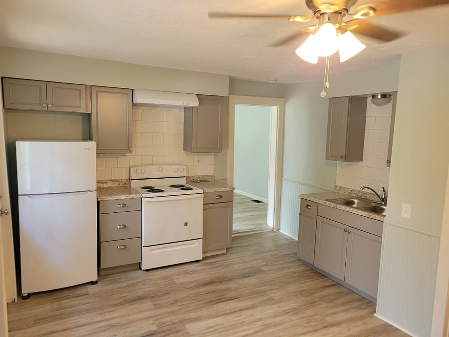 Cozy private one bedroom close to hospitals.