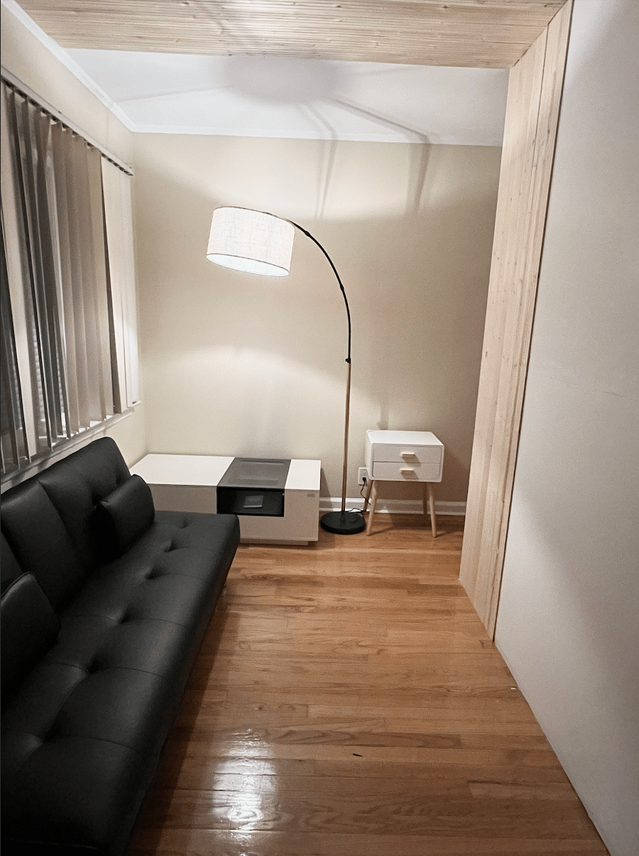 Cozy Valley Stream 3-Bedroom Apartment