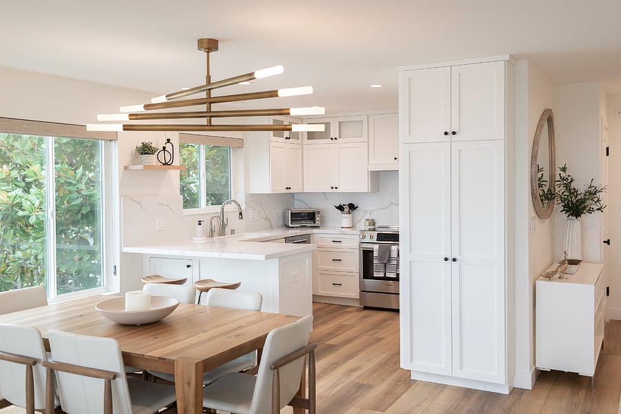 Top Floor Fully Remodeled Ocean Front Condo With Private Beach Path