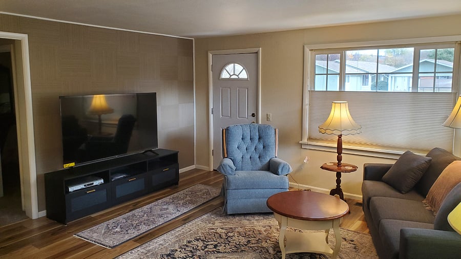 Nice 2 bedroom home with large bathroom about 15 MIn. anywhere in town