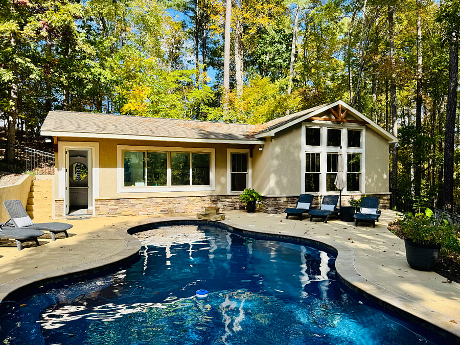 Charming Studio Apartment with Stunning Pool & Lake Wylie views