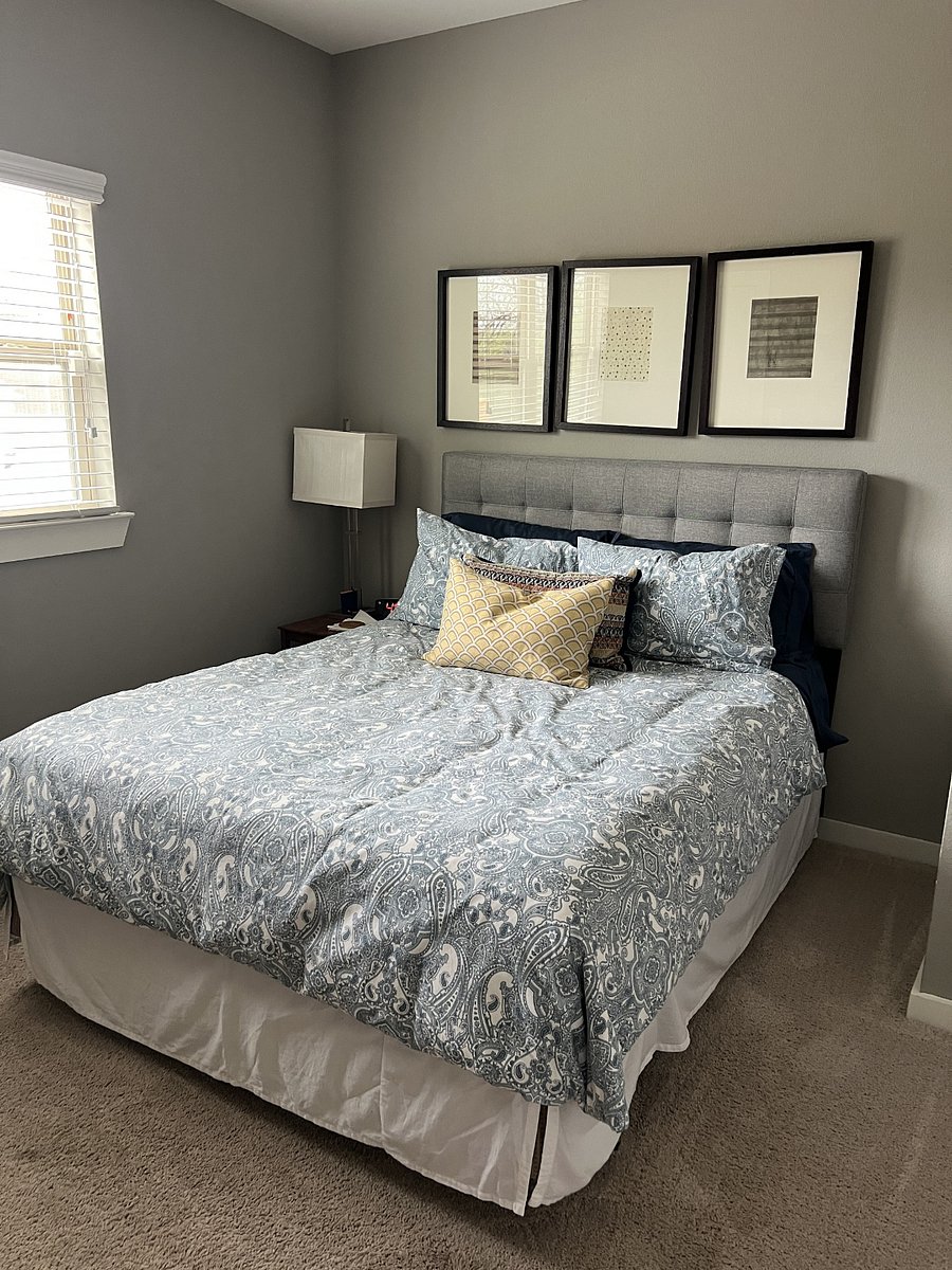 Fully Furnished 1 Bedroom 1 Bath in 3 Bedroom 2 1/2 Bath Townhome Close ...
