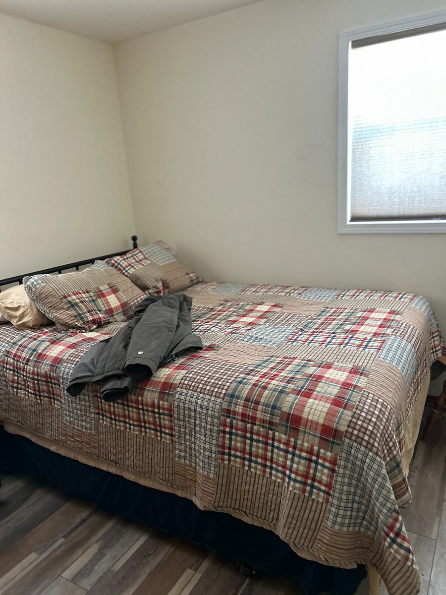Cozy, Fully-Equipped Single Room Oasis with Perks Galore in Serene ...