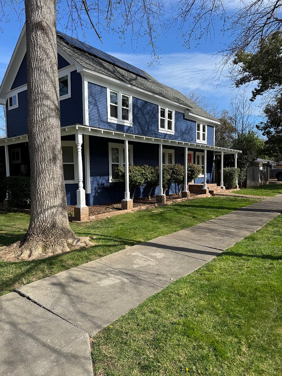 Charming Historic Home with Pool. Prime Location Near Enloe
