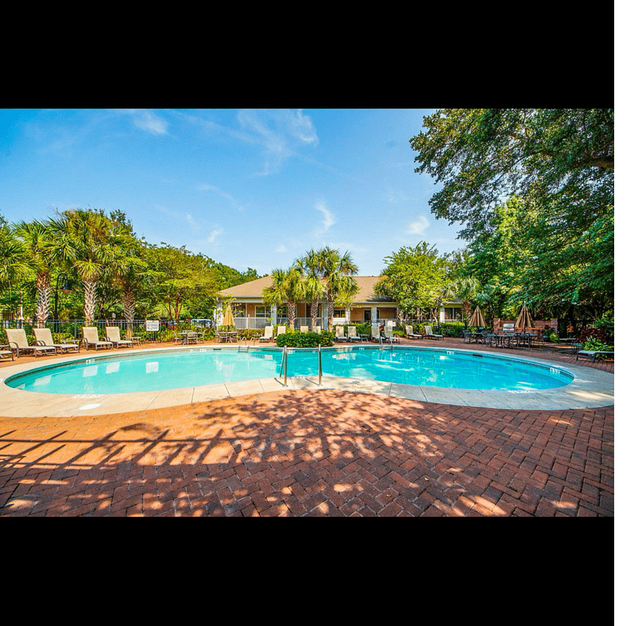 Beach Condo near Downtown CHS and Folly Beach