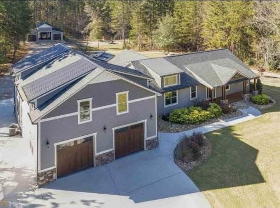 Spacious and Modern Smart Home on Seven Acres with a Beautiful Backyard.