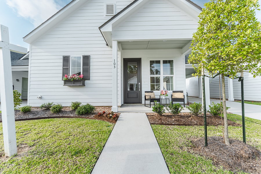 Modern 3BR Cottage in Gated Community , 5 Min to Hospitals & Sports Complex