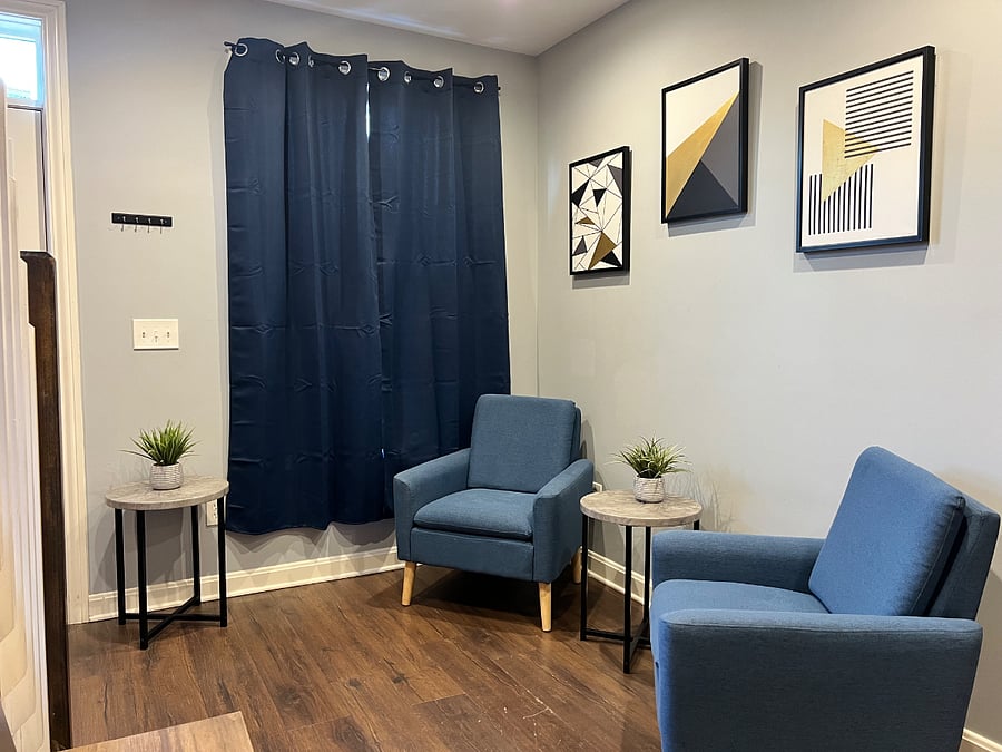 Modern 2 Bedroom, Stylish Comfort with Exposed Brick