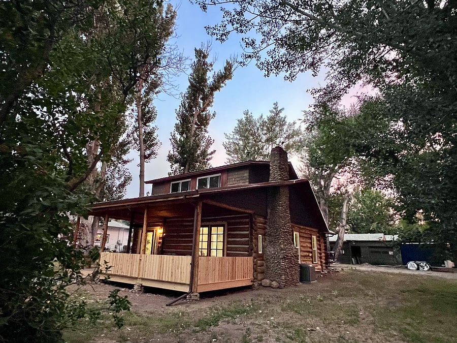 Spacious log cabin for 3 roommates - newly renovated, fully furnished 3 ...