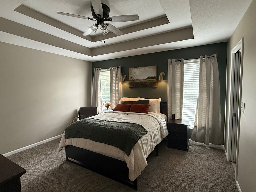 KC Retreat-3BR/2.5B Near Airport & Downtown KCMO