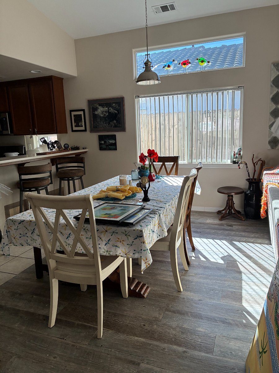 PRIVATE FURNISHED ROOM PREFERABLE FEMALE