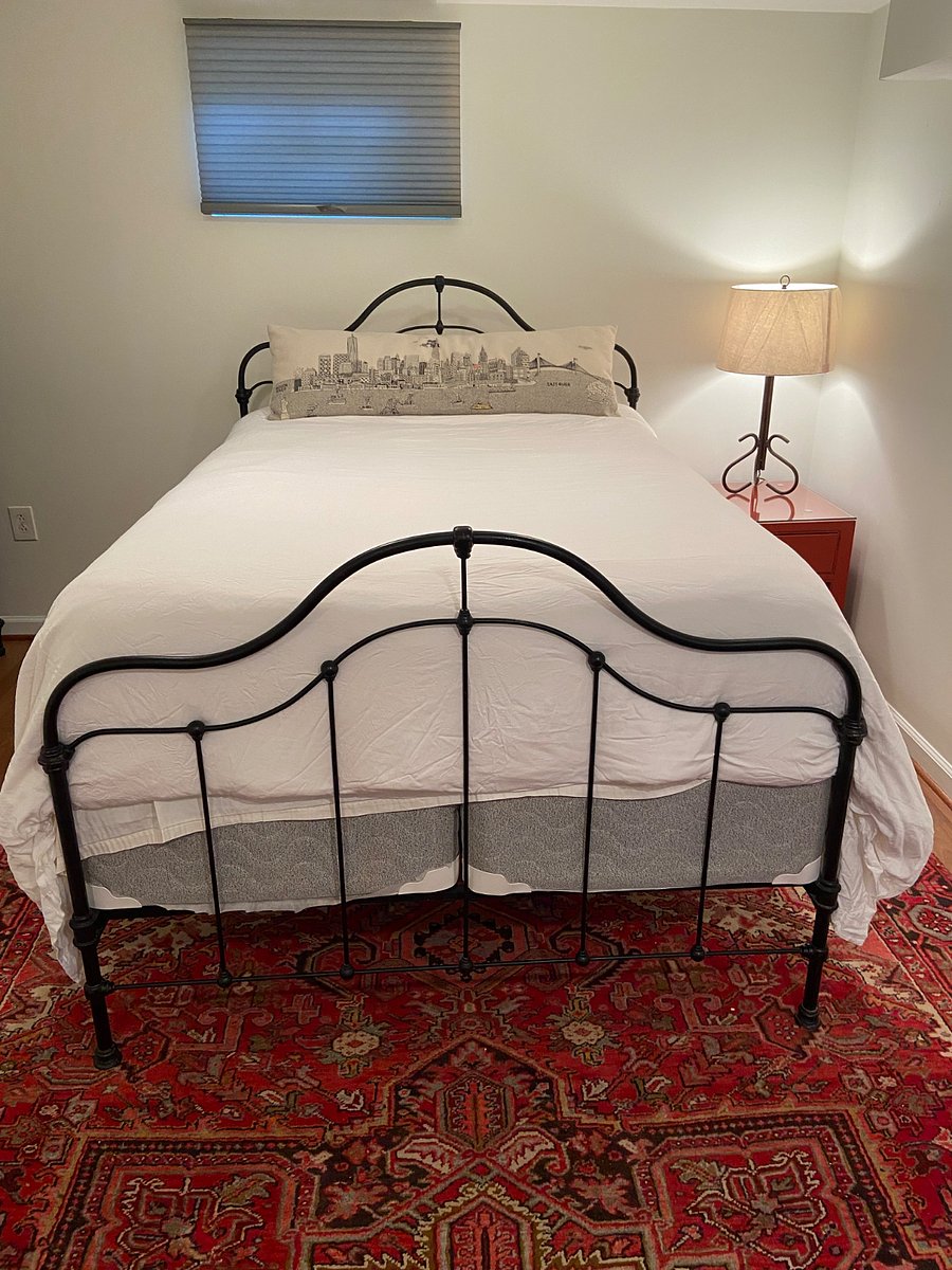 Spacious Studio Apartment